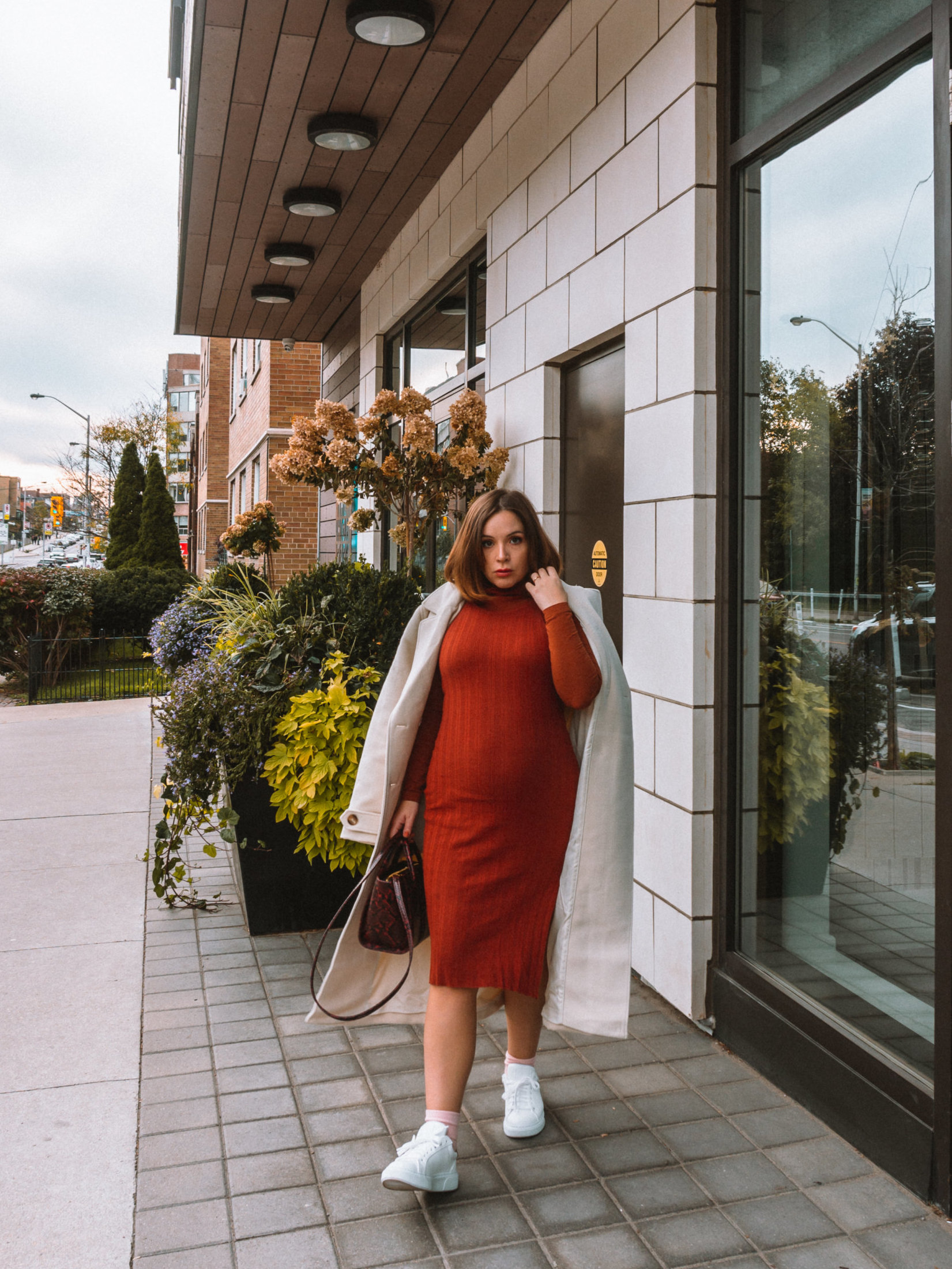Alexandra K Sneaker Review + My Go-To Maternity Look – The Purist Life